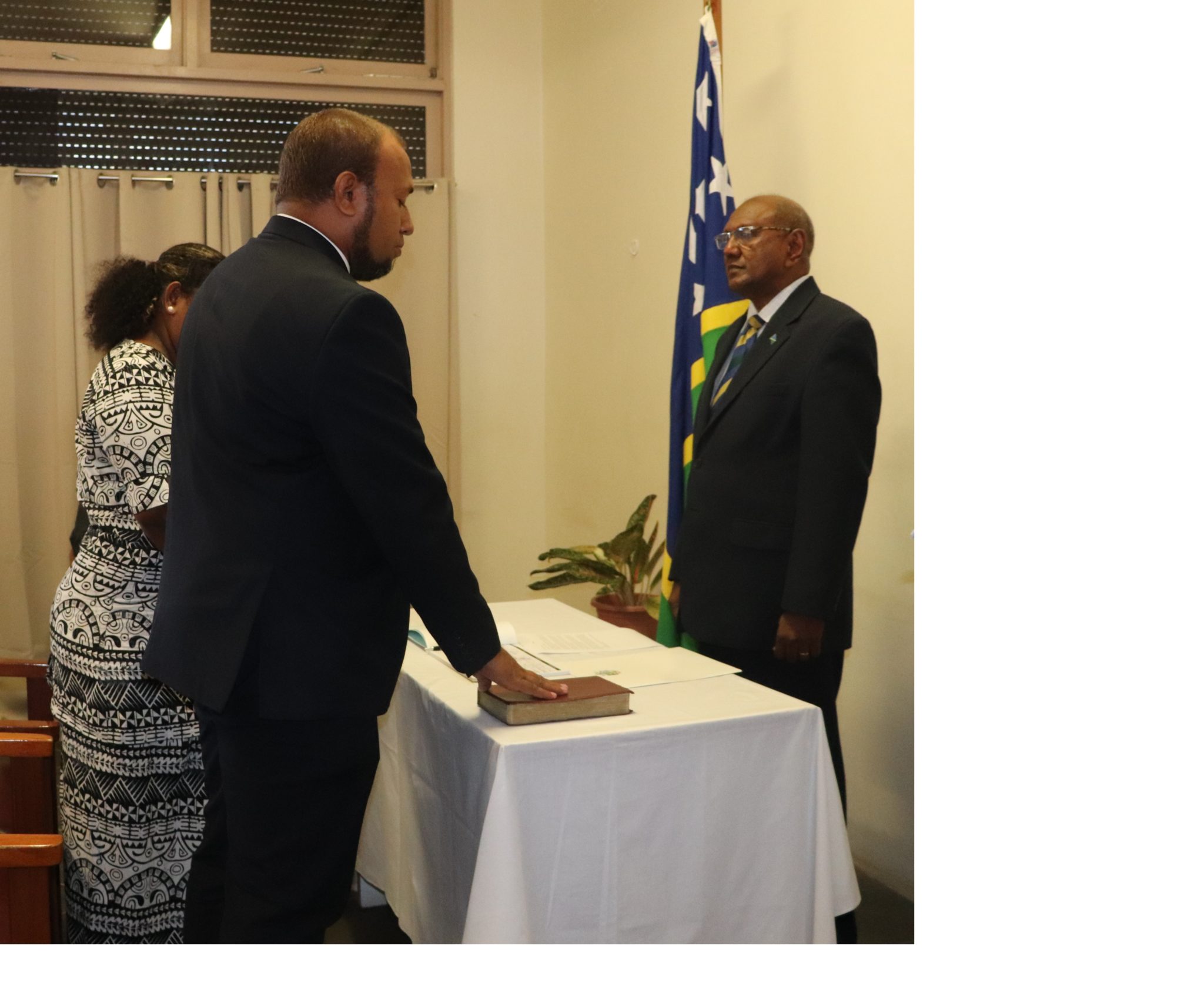 SOAKI COMMISSIONED AS SOLOMON ISLANDS NEXT PERMANENT RESIDENT REP TO ...